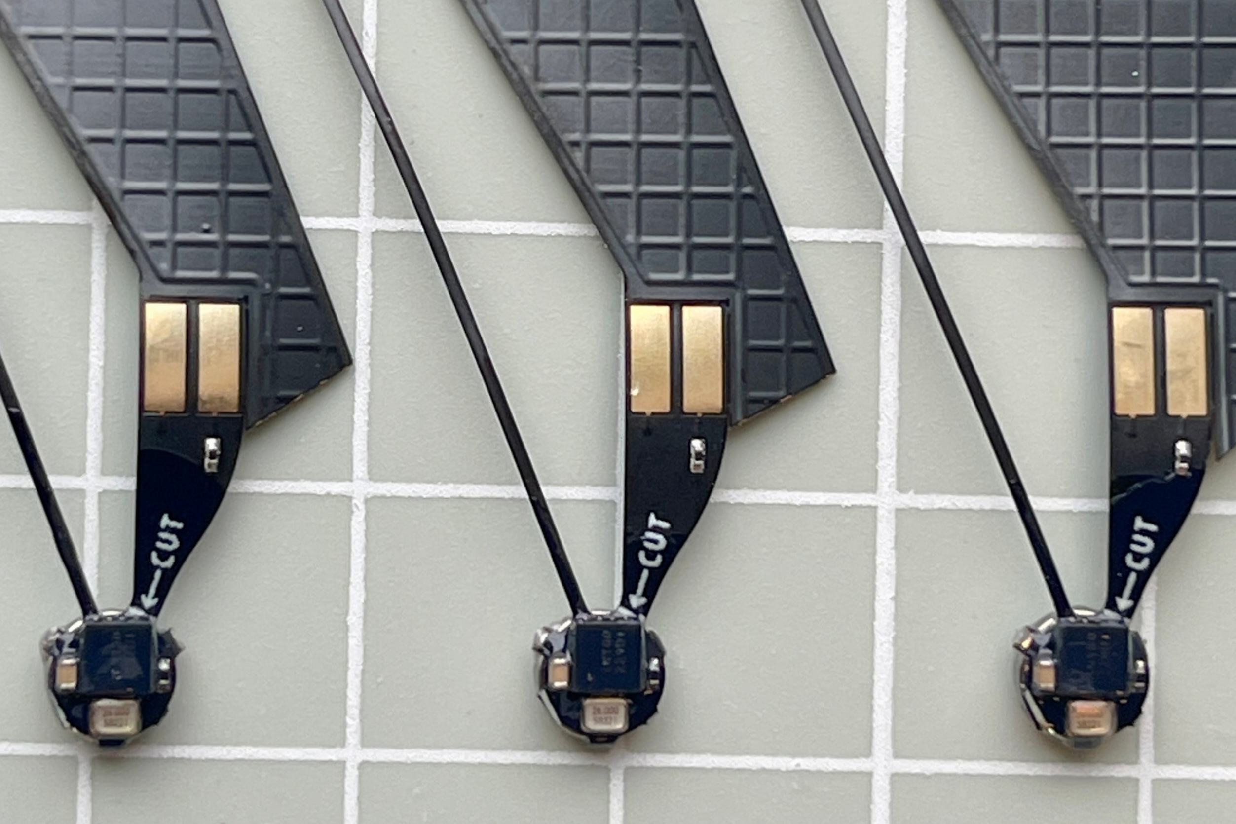 Tiny Units – Cellular Tracking Technologies