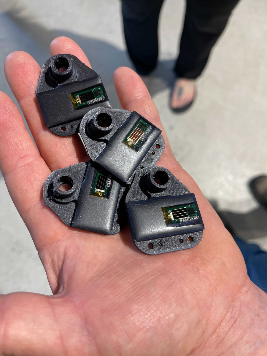 LifeTag Patagial Tag – Cellular Tracking Technologies